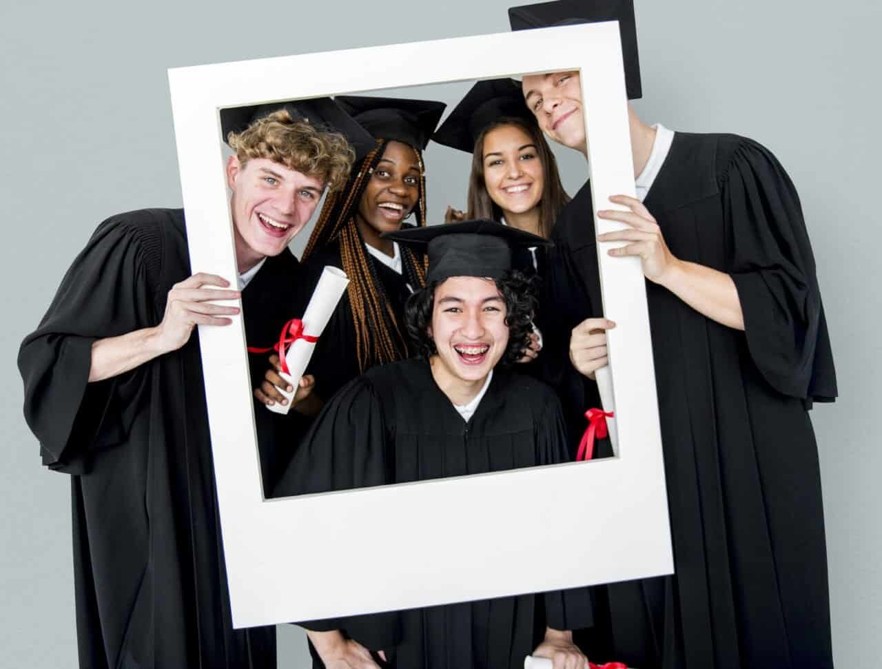 Graduation Frames That Last: Creative Ways to Display Diplomas and ...